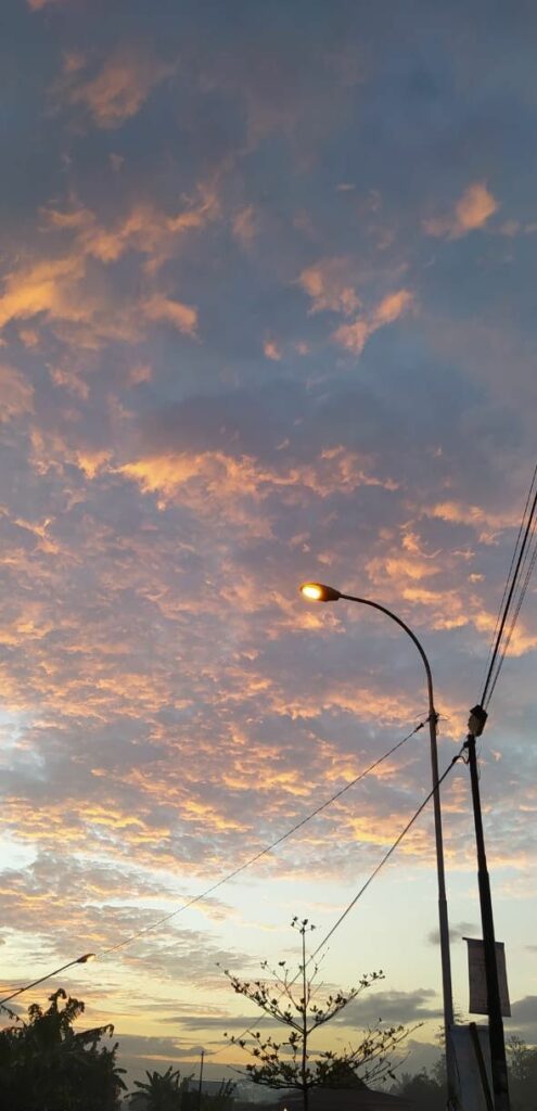 Kumpulan Foto Estetik Langit Keren Terbagus dan Terlengkap - Blog ...
