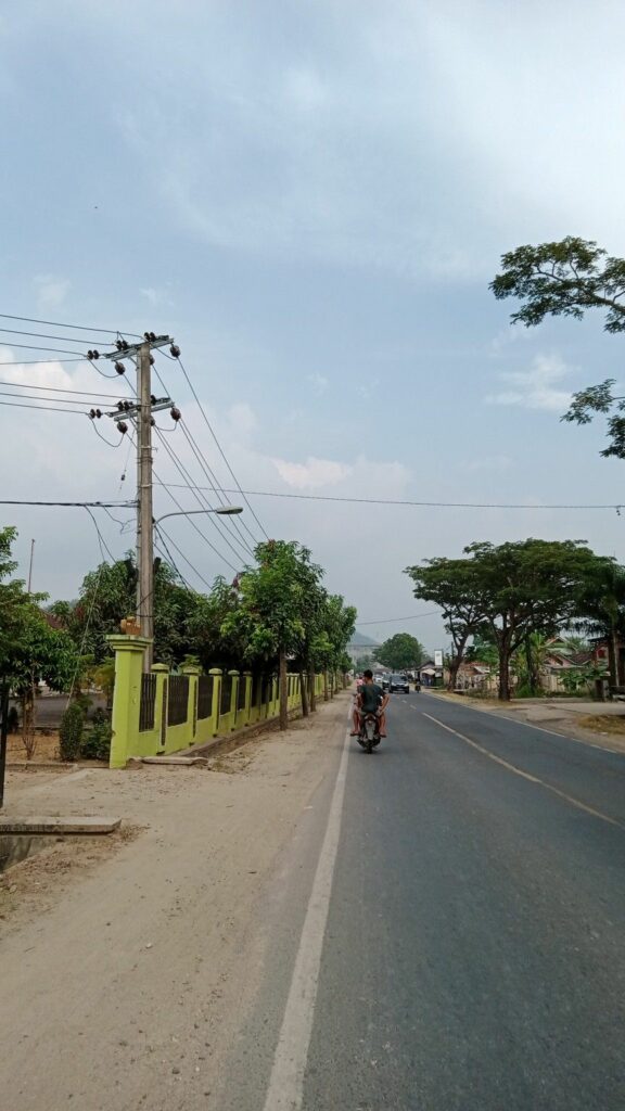 Kumpulan Foto Lagi di Jalan Terbagus dan Terlengkap - Blog Pengajar Tekno