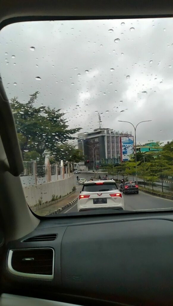 Kumpulan Foto Lagi di Jalan Terbagus dan Terlengkap - Blog Pengajar Tekno