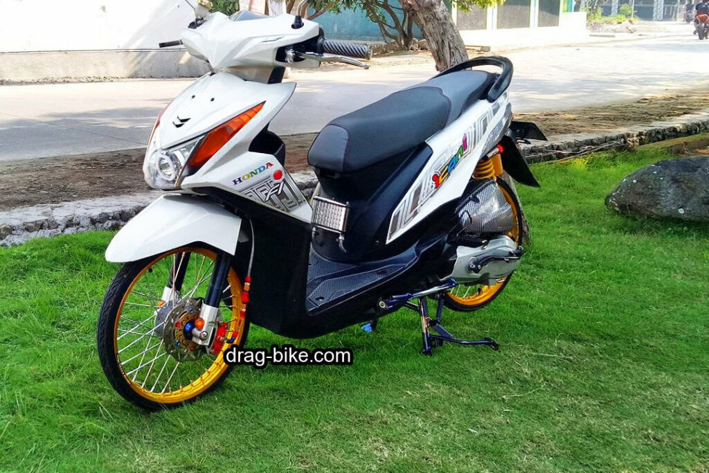 Kumpulan Foto Motor Beat Modifikasi Keren Terbagus dan Terlengkap ...