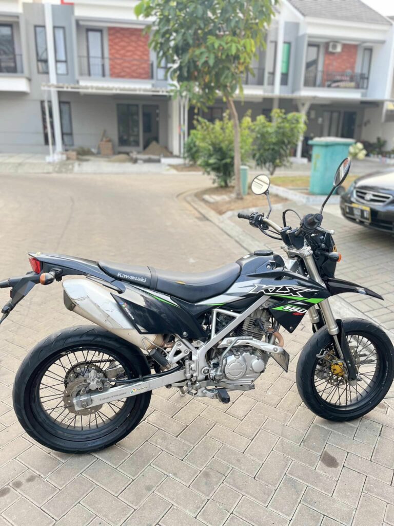 Kumpulan Foto Motor KLX Keren Terbagus dan Terlengkap - Blog Pengajar Tekno