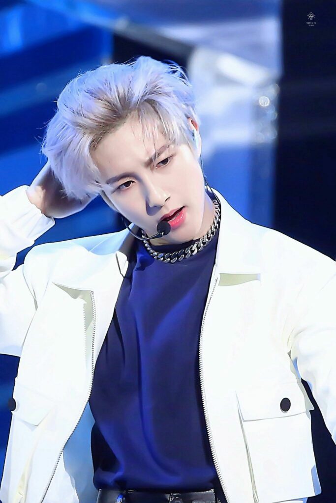 Kumpulan Foto Renjun NCT Keren Terbagus dan Terlengkap - Blog Pengajar ...