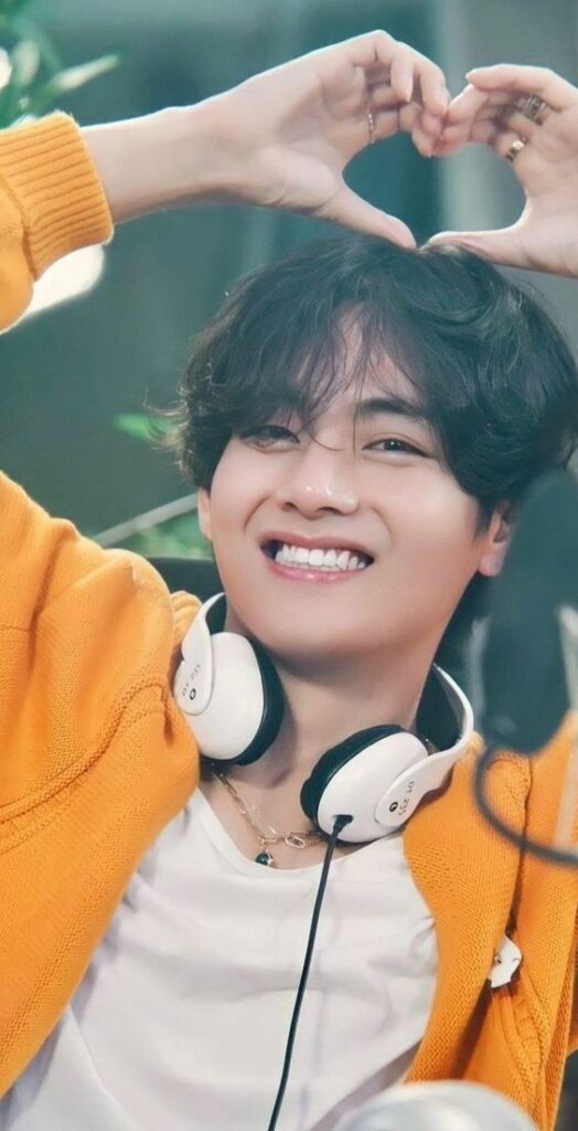 Kumpulan Foto Taehyung BTS Keren Terbagus dan Terlengkap - Blog Pengajar Tekno