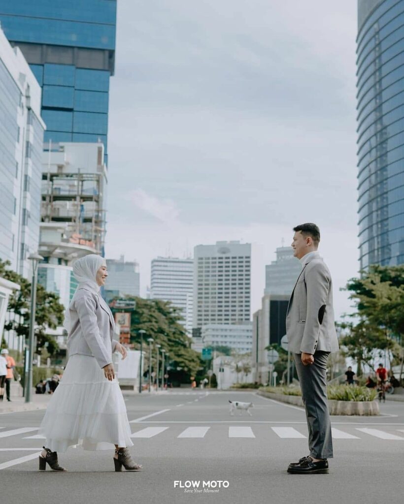 Kumpulan Gaya Foto Prewedding Terbagus dan Terlengkap - Blog Pengajar Tekno