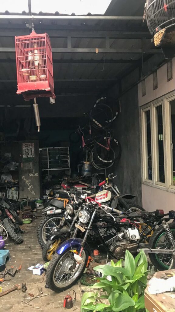 Kumpulan Foto Bengkel Motor Terbagus dan Terlengkap - Blog Pengajar Tekno
