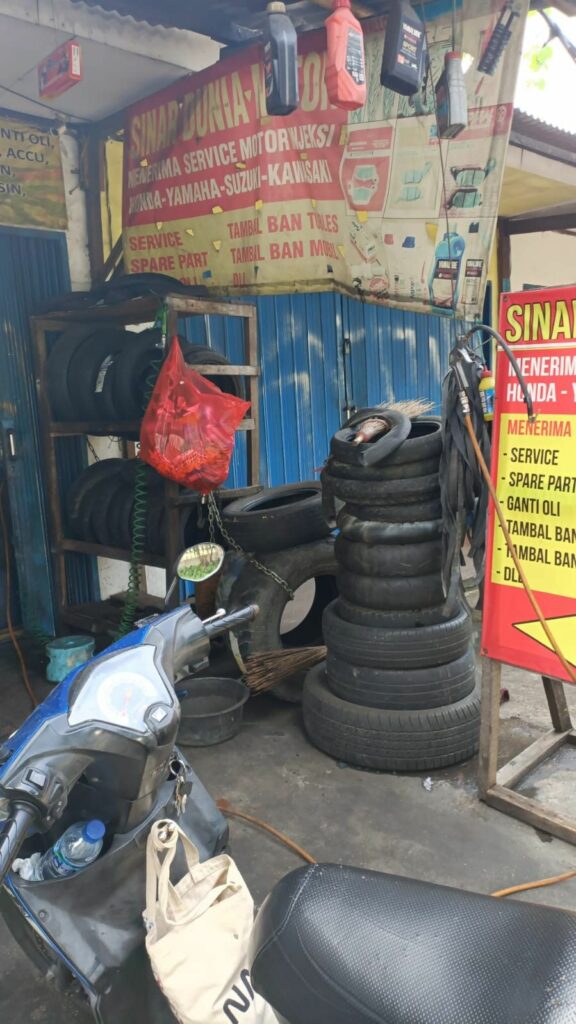 Kumpulan Foto Bengkel Motor Terbagus dan Terlengkap - Blog Pengajar Tekno