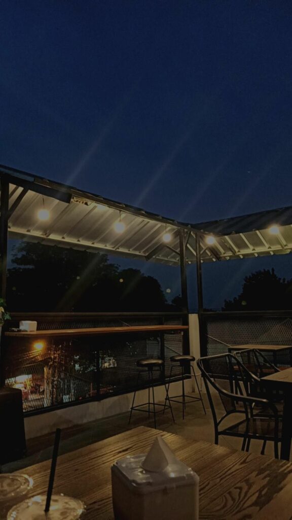 Kumpulan Foto di Cafe Malam Hari Terbagus dan Terlengkap - Blog ...