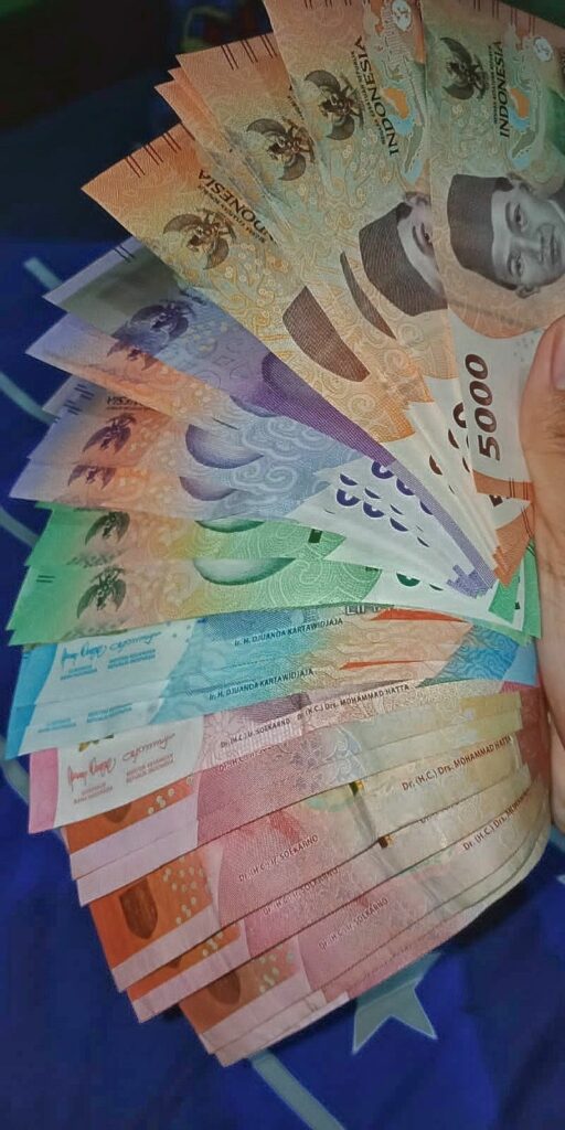 Kumpulan Foto Uang Banyak Paling Tajir Terbagus dan Terlengkap - Blog ...