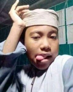 Kumpulan Stiker WA Lucu Ngakak Terbagus dan Terlengkap - Blog Pengajar ...