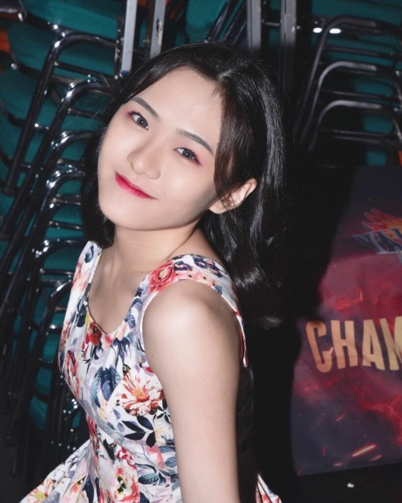 Kumpulan Foto Celine Jkt48 Paling Cantik dan Terlengkap - Blog Pengajar Tekno