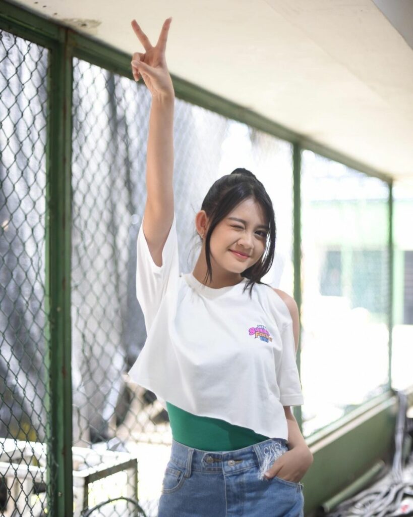 Kumpulan Foto Christy Jkt48 Paling Cantik dan Terlengkap - Blog Pengajar Tekno