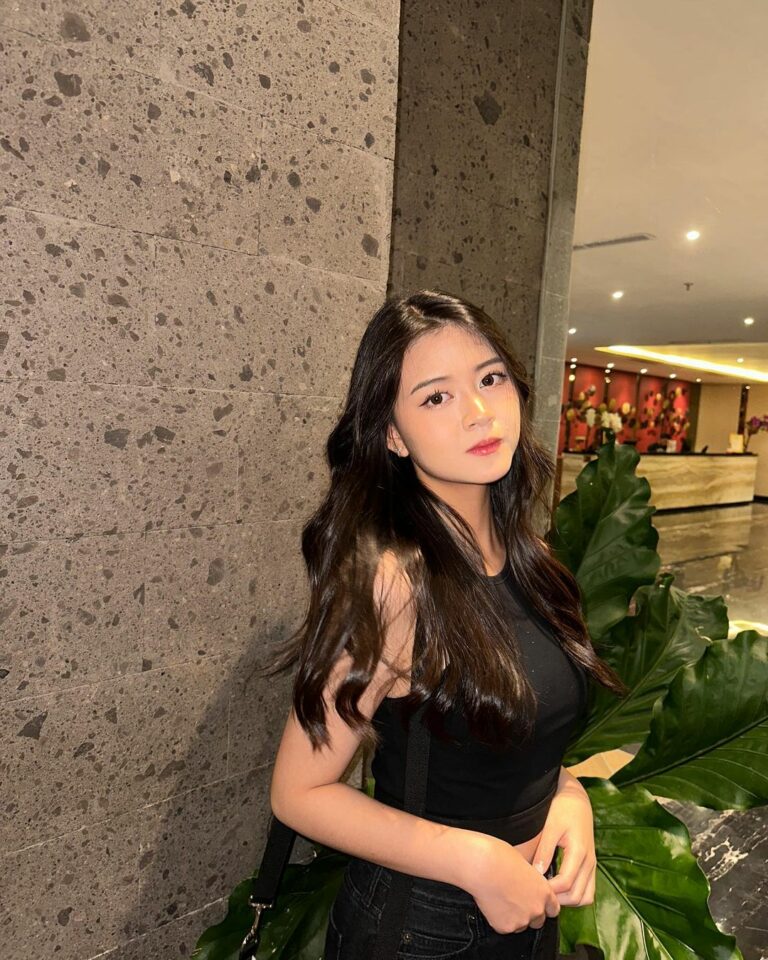 Kumpulan Foto Christy Jkt48 Paling Cantik dan Terlengkap - Blog Pengajar Tekno