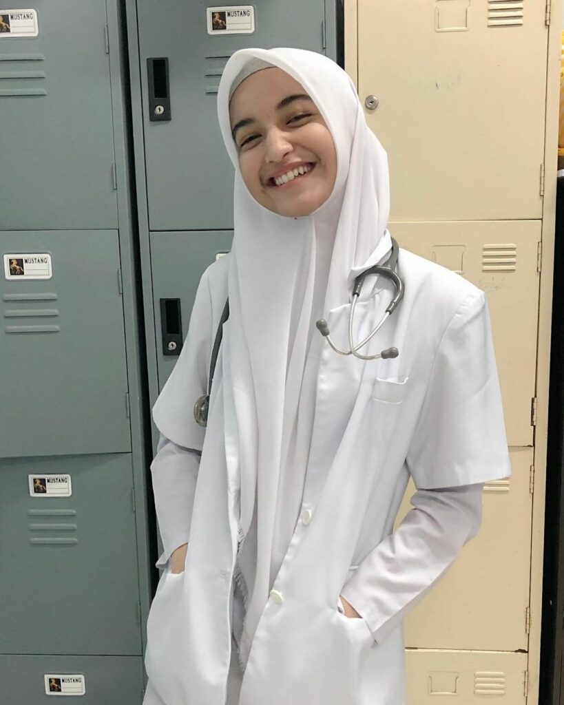 Kumpulan Foto Dokter Cantik Paling Menawan Terbagus dan Terlengkap ...