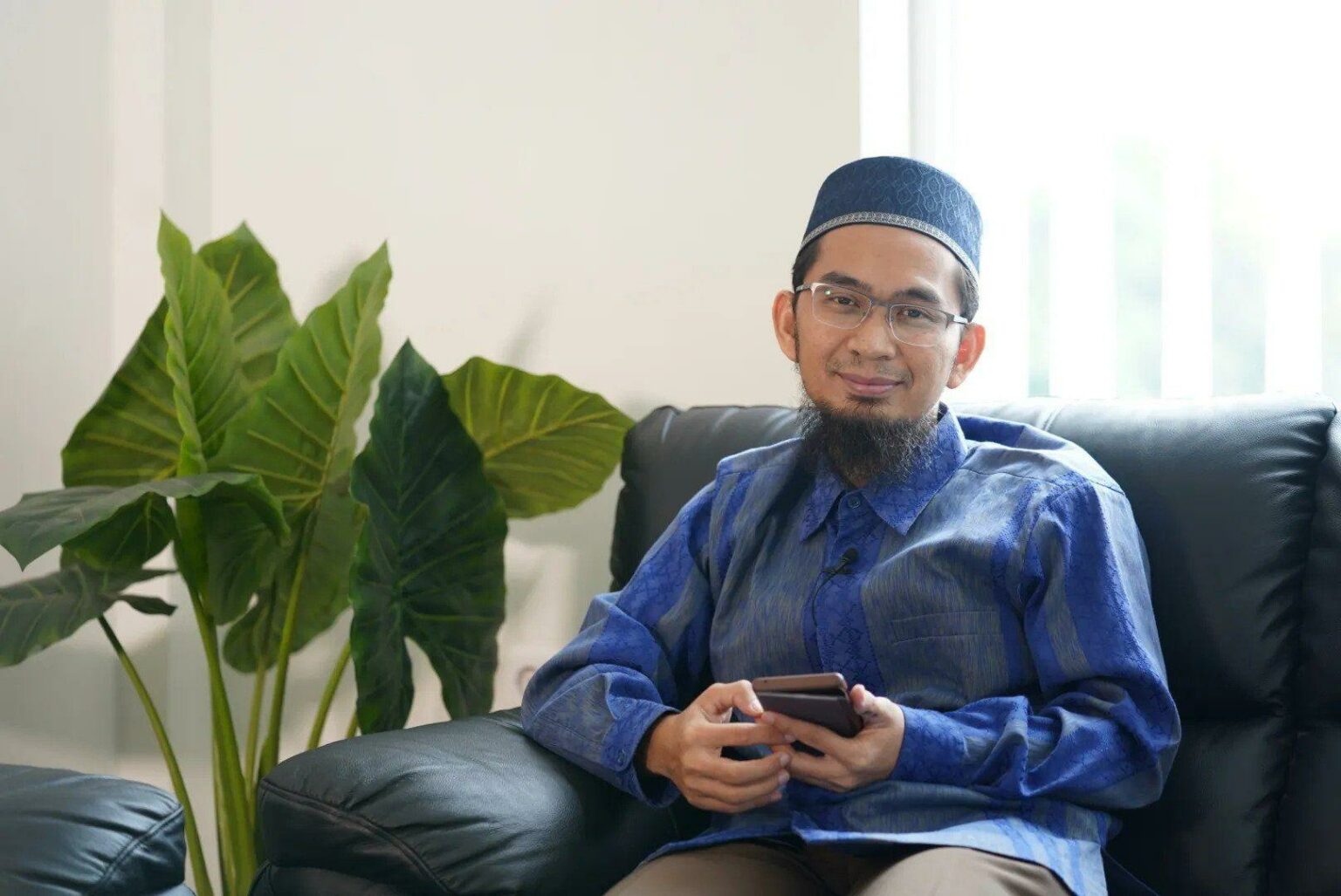 Kumpulan Foto Ustadz Adi Hidayat Terbagus dan Terlengkap - Blog ...